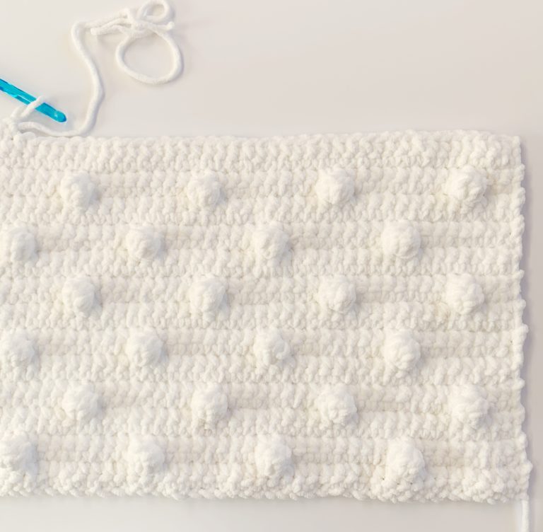 Crochet Beginner Snowball Blanket - Daisy Farm Crafts