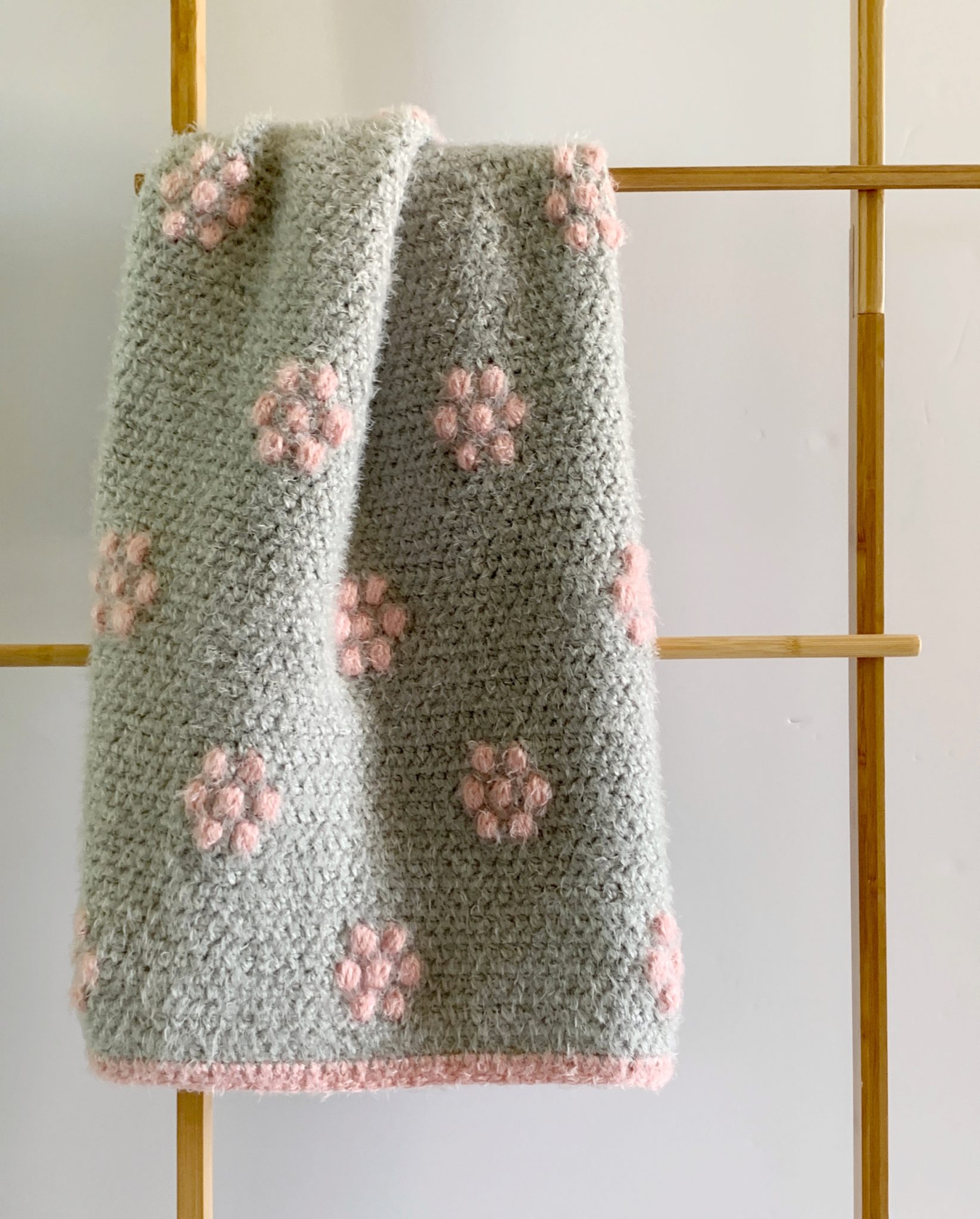 Crochet Hygge Flower Puffs Blanket - Daisy Farm Crafts