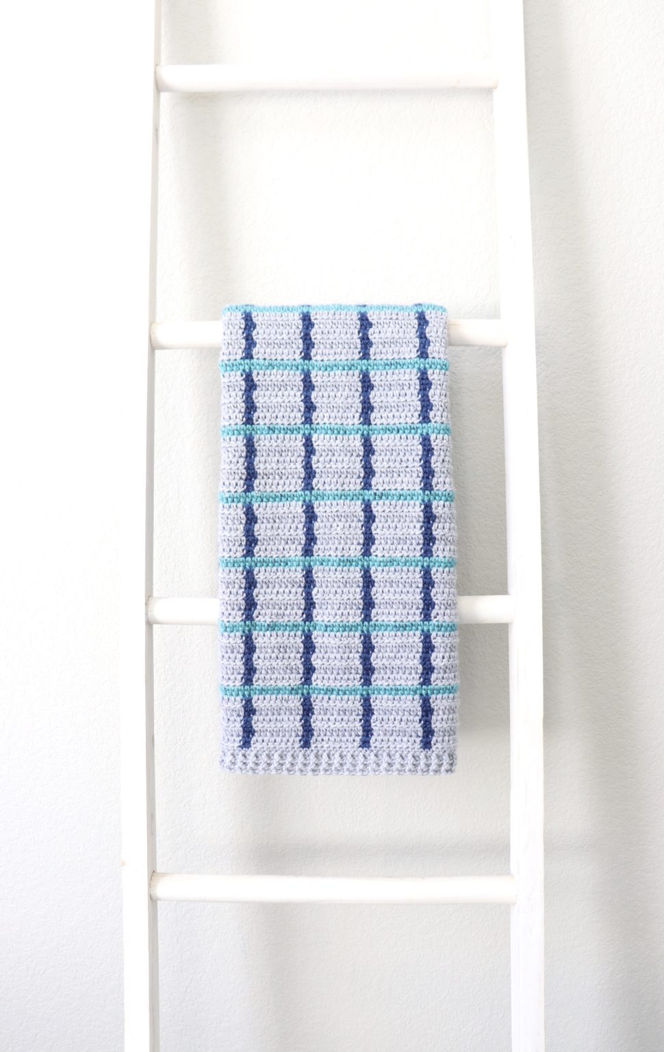 Crochet Three Color Windowpane Baby Blanket - Daisy Farm Crafts