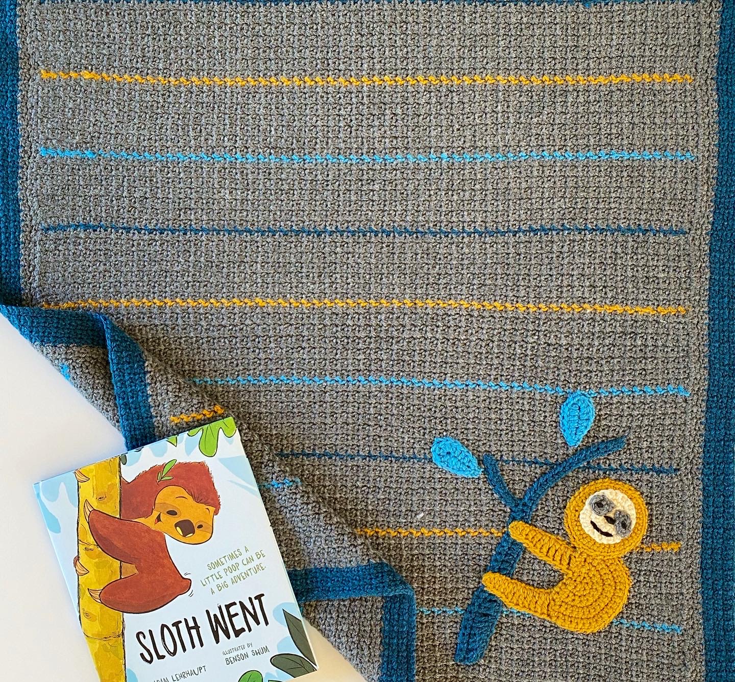 Crochet Mesh Stitch Sloth Blanket - Daisy Farm Crafts