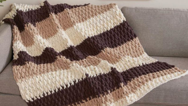 15 Crochet Patterns to Make with New O'GO Yarn! - Daisy Farm Crafts