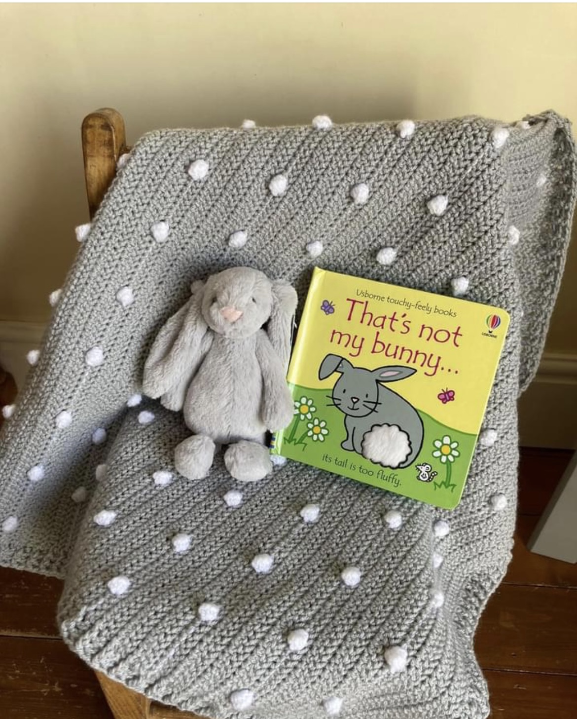 15 Picture Book Ideas to Pair with a Blanket - Daisy Farm Crafts