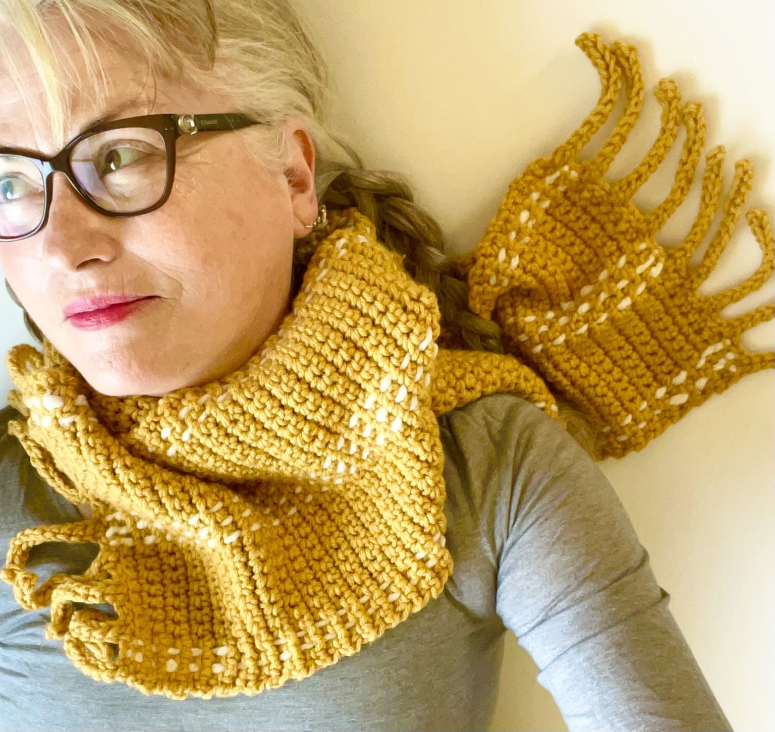 Single Crochet Weave Scarf by Sugar Joye - Daisy Farm Crafts