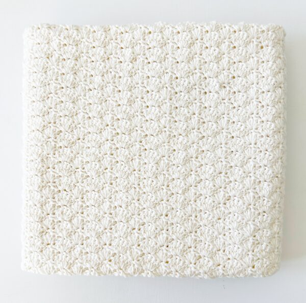 Crochet Classic Shell Stitch Baby Blanket - Daisy Farm Crafts