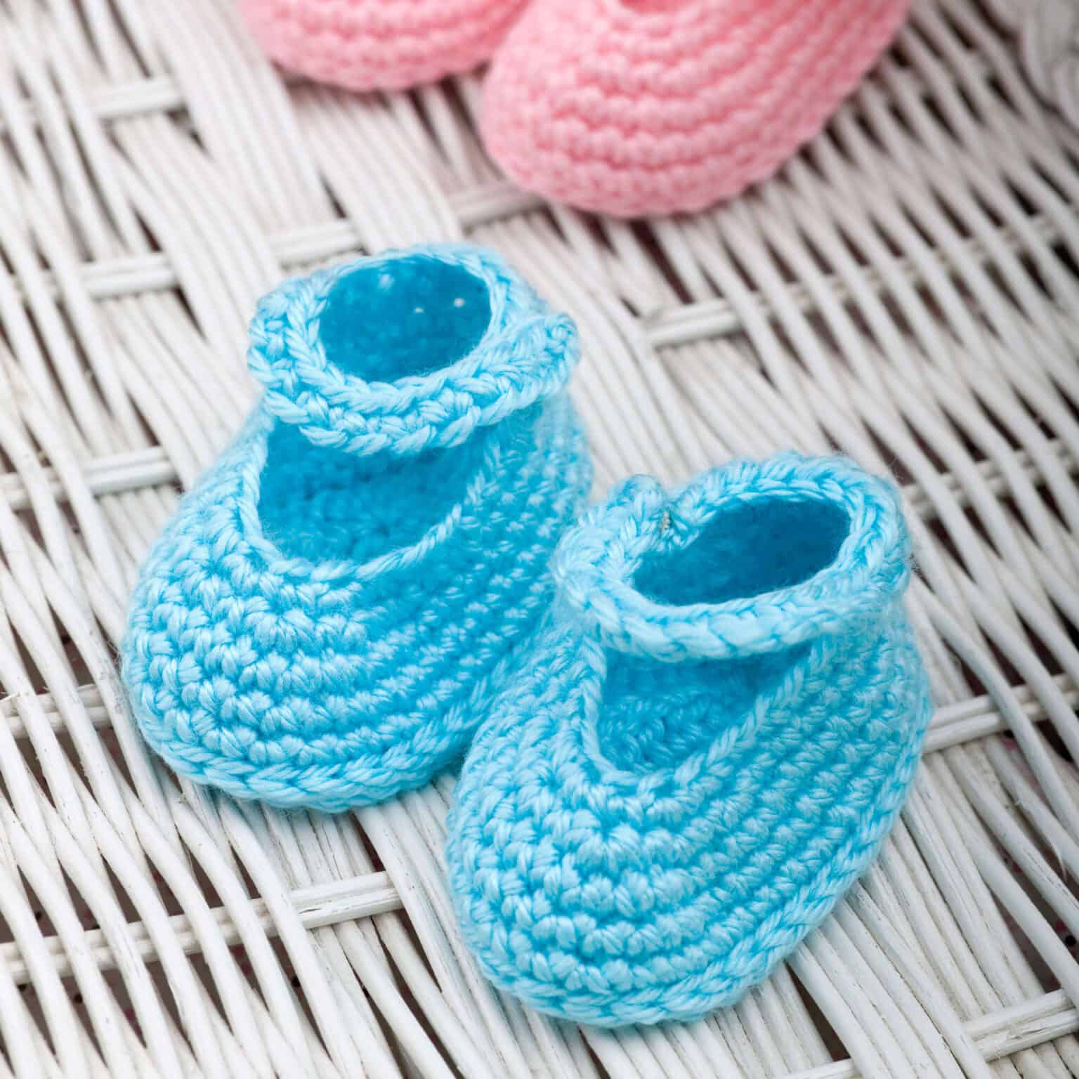 Crochet Baby Bootie Round Up - Daisy Farm Crafts